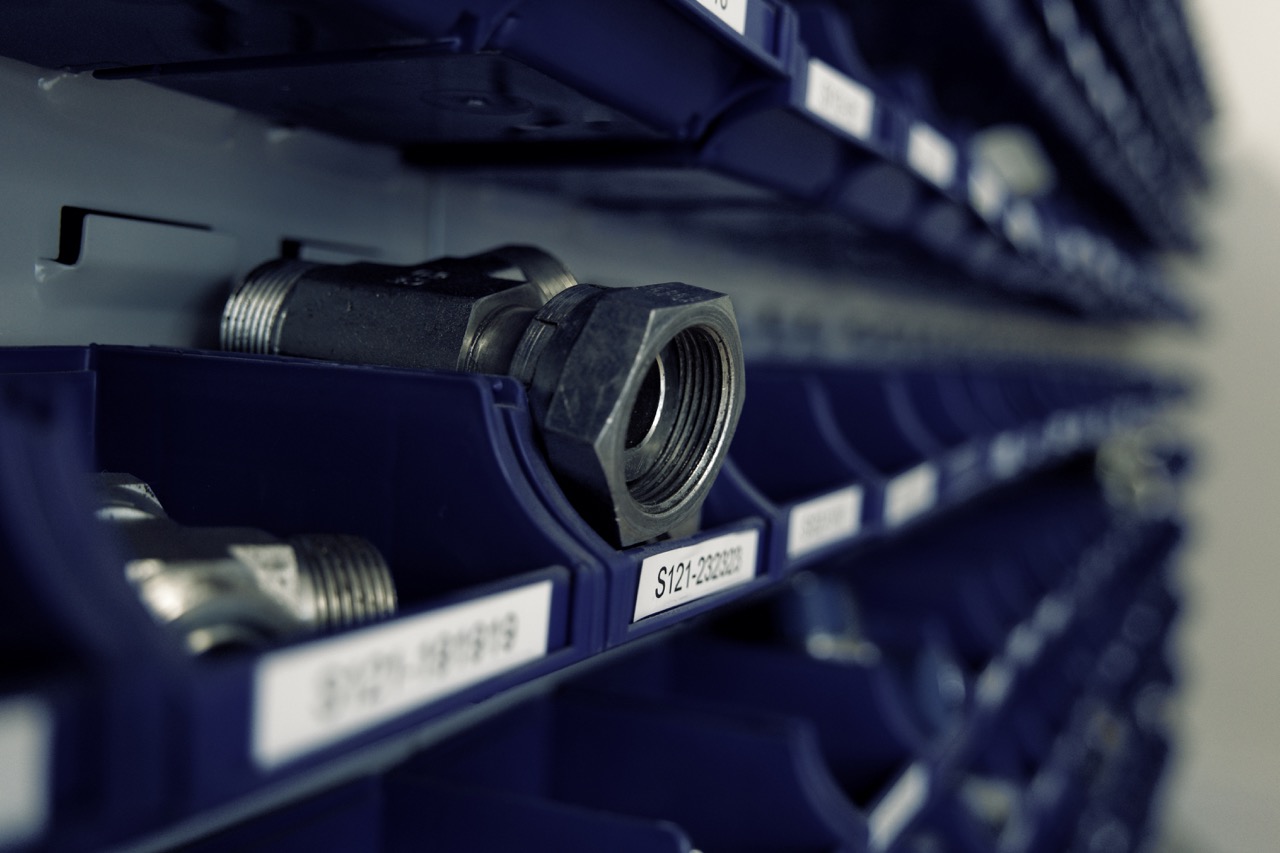 Hydraulic Hoses & Fittings | Services | ADP Hydraulics